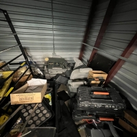 American Auctioneers Auction Team Dan & Laura Dotson Storage Wars