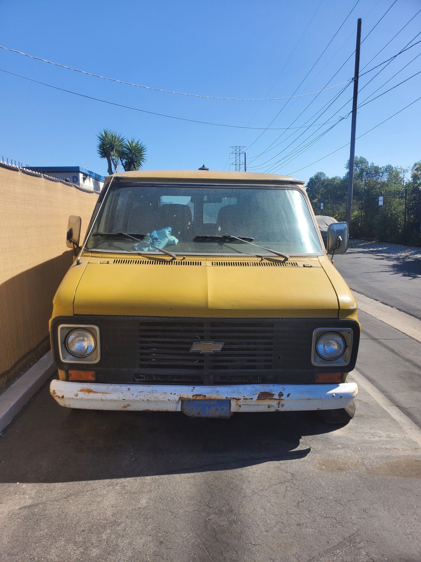 American Auctioneers Auction Team Dan & Laura Dotson Storage Wars